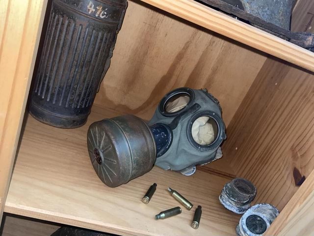 Gas masks, canister, relic gas mask valves + modern bullet casings ...