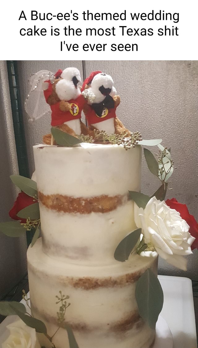 A Buc-ee's themed wedding cake is the most Texas shit l've ever seen ...