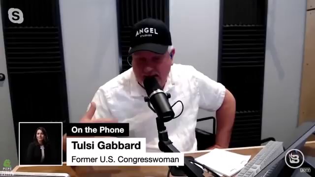 On the Phone Tulsi Gabbard Former U.S. Congresswoman - iFunny Brazil