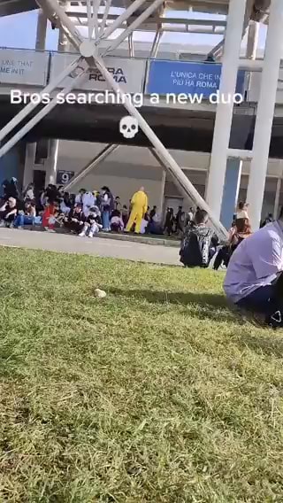 Bros scarching ncw duo - iFunny Brazil