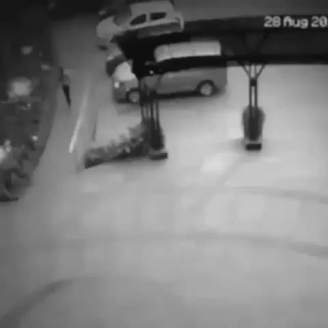 Ghost entering another body - iFunny Brazil