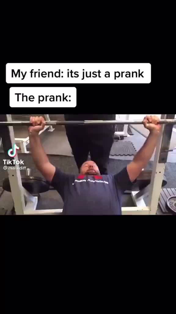 My friend: its just a prank The prank: Ne - iFunny Brazil